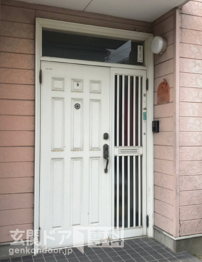 岐阜県 不破郡 YKKAPドアリモ E09型 電池錠 片袖FIX マキアートパイン色 | YKKAP玄関ドア交換・リフォーム専門店 玄関ドア専科