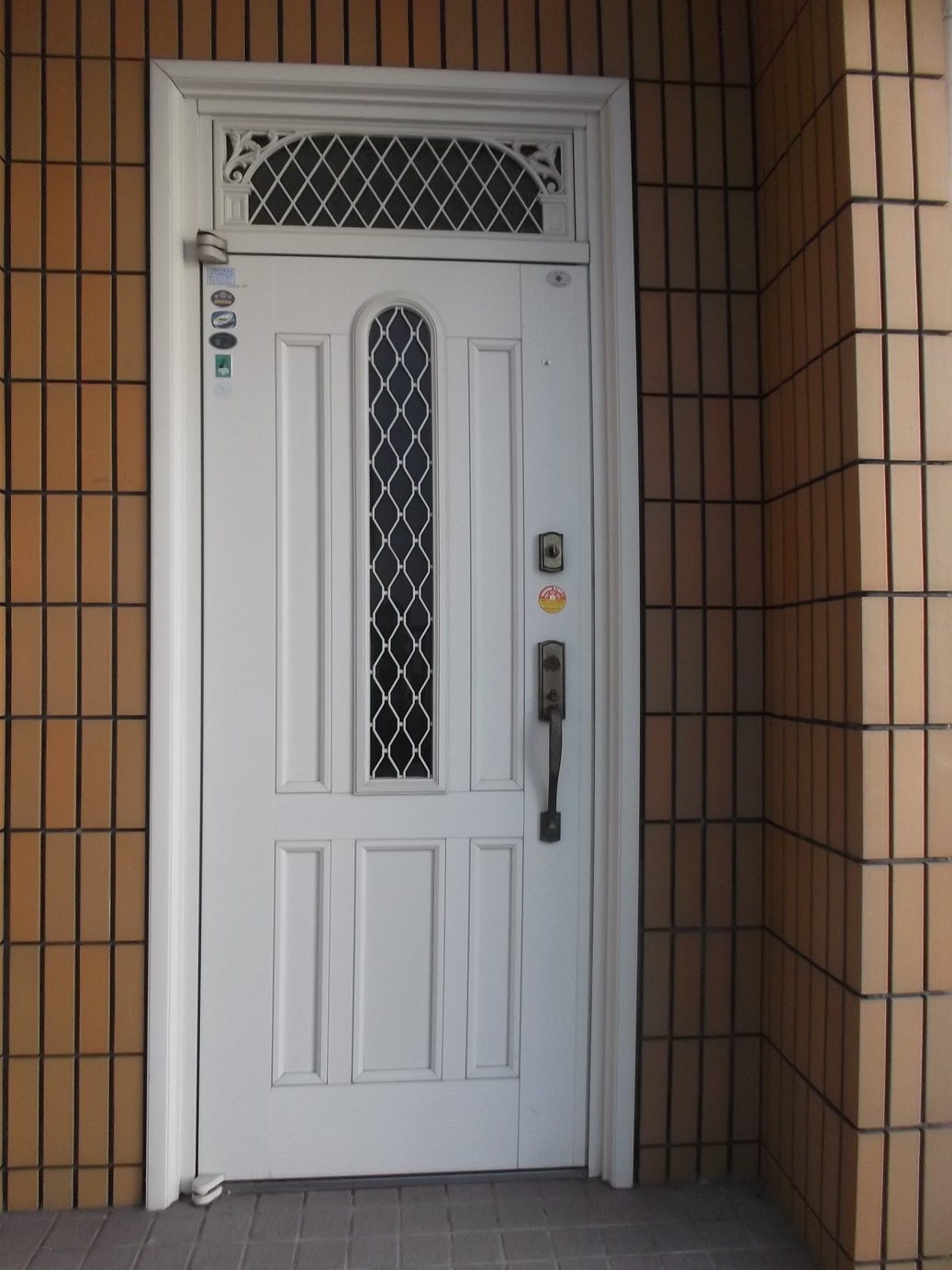 リフォーム玄関ドア 外額縁の話 | YKKAP玄関ドア交換・リフォーム専門店 玄関ドア専科